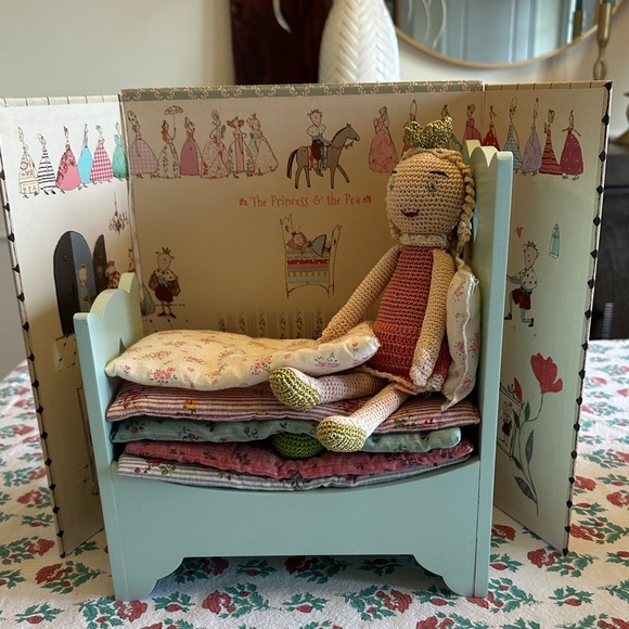 Maileg | Toys | Retired Crochet Princess The Pea Doll With Bed ...